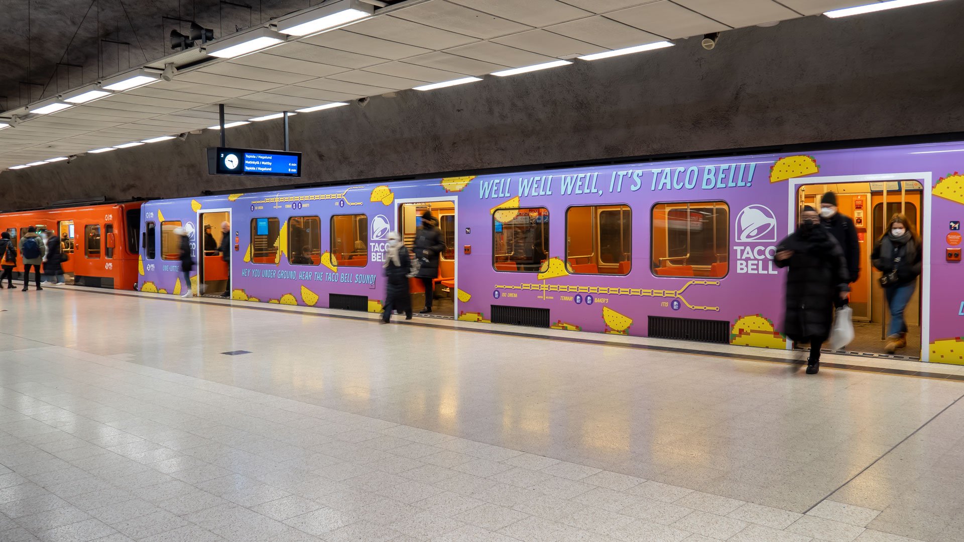 Fully wrapped metros & trams | JCDecaux Finland